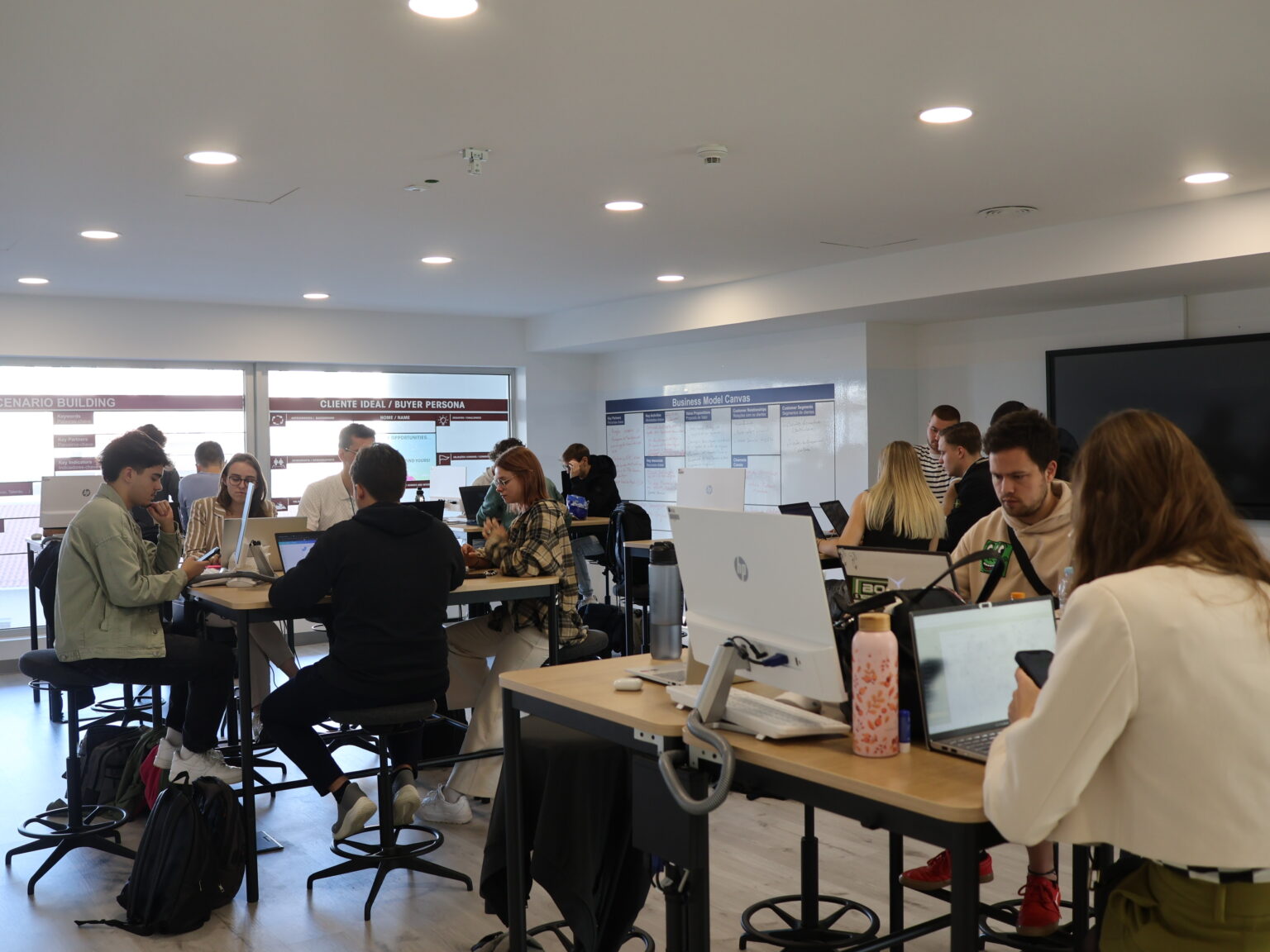 Communication Hub 2025 – International | ISLA Gaia